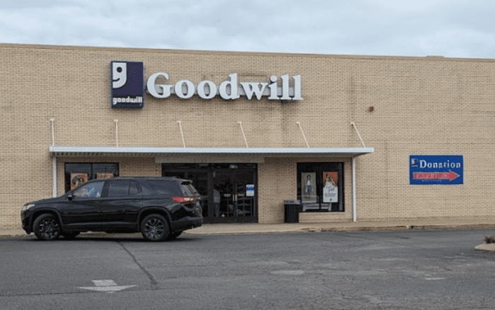 Gallatin Donation Center – Goodwill Industries of Middle Tennessee, Inc.
